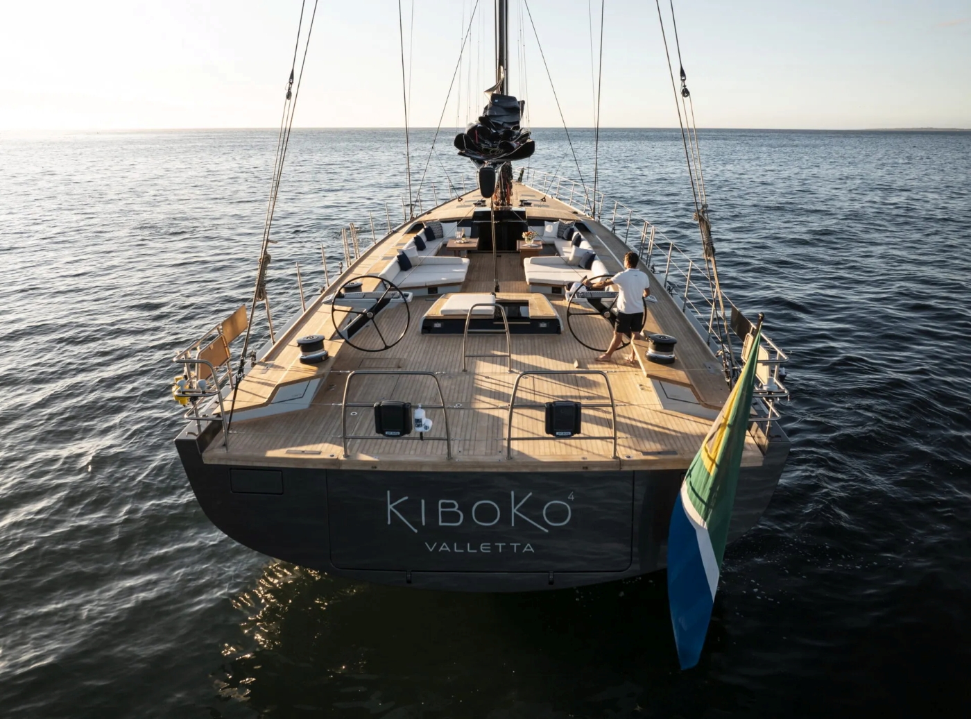Yacht KIBOKO 4, Southern Wind | CHARTERWORLD Luxury Superyacht Charters